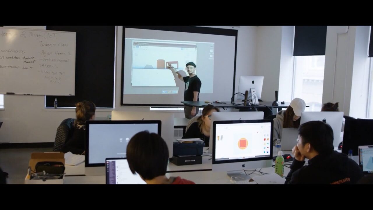 Pre-College - Academy of Art University